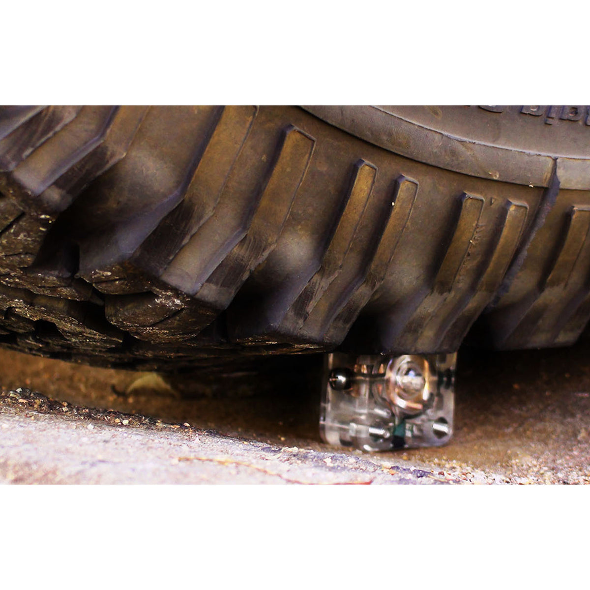 LED Tracking Lights - Pig Dog Supplies